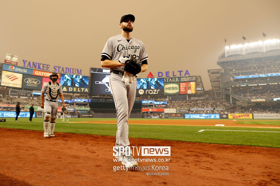 "트레이드 시장 최고의 매물" 다저스, 153km 노히터 에이스 영입 노린다