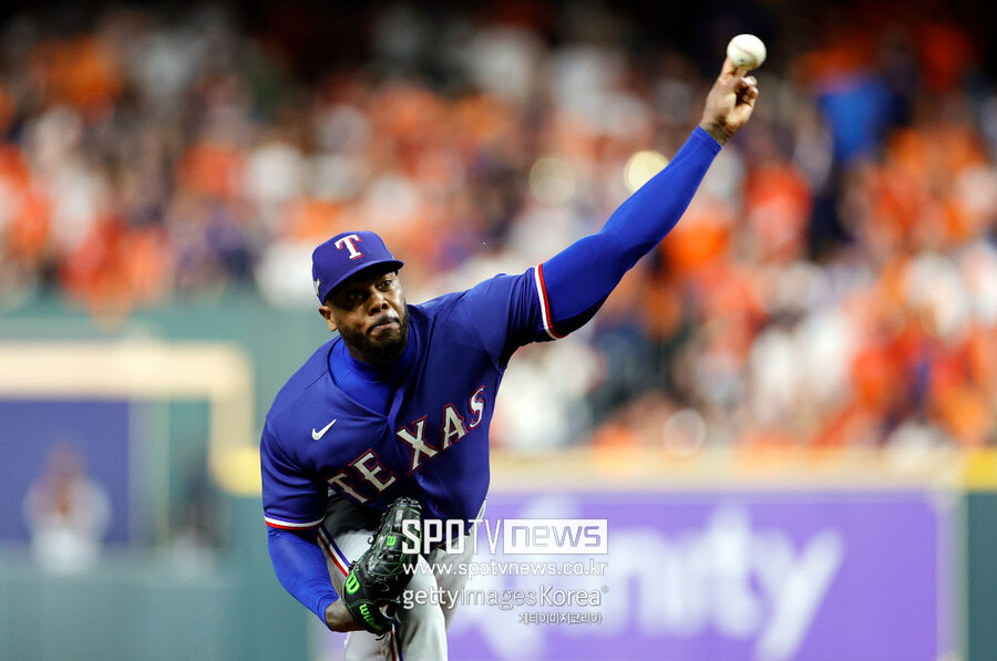 [ALCS 게임노트] 'PS 6연승' 텍사스, 벌랜더 앞세운 휴스턴 상대 기선제압…ML 데뷔 한 달 차 카터 맹활약