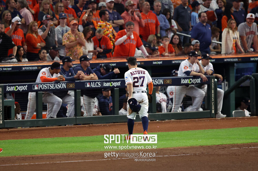 [ALCS 게임노트] 'PS 6연승' 텍사스, 벌랜더 앞세운 휴스턴 상대 기선제압…ML 데뷔 한 달 차 카터 맹활약