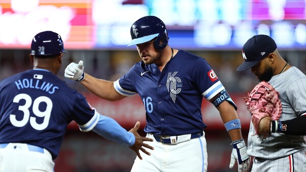 '레이건스 200K' 캔자스시티, 미네소타 잡고 지구 2위 등극