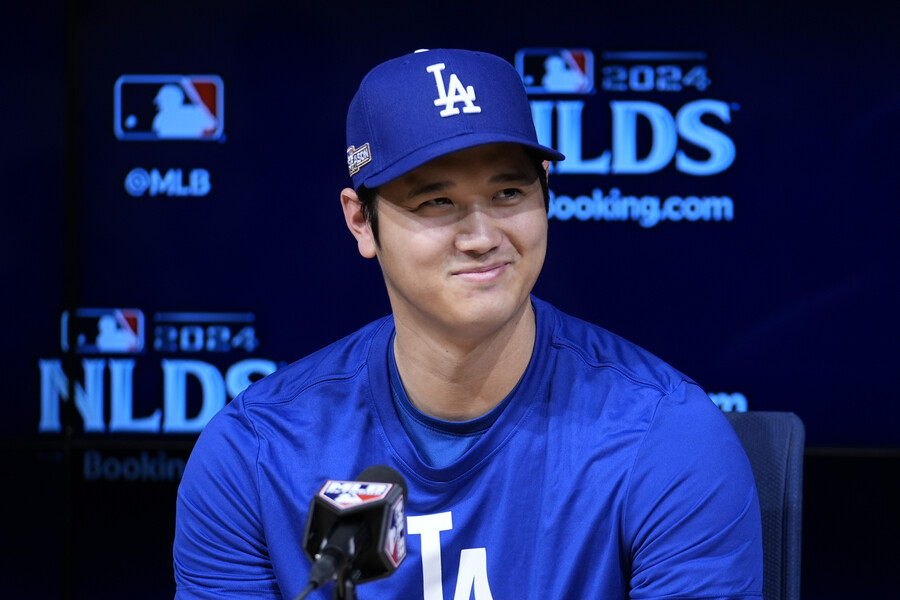 "내 어린 시절 영웅"…'50-50 괴물' 오타니의 첫 가을, 우상 무너뜨릴 준비 됐다