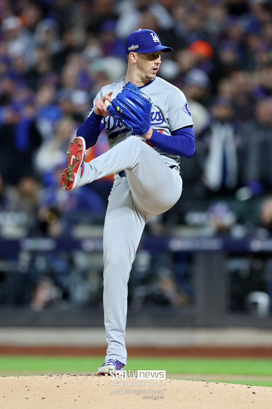다저스 156km 우승영웅 충격 이적…겨우 1승 투수가 306억 초대박 '미쳤다'