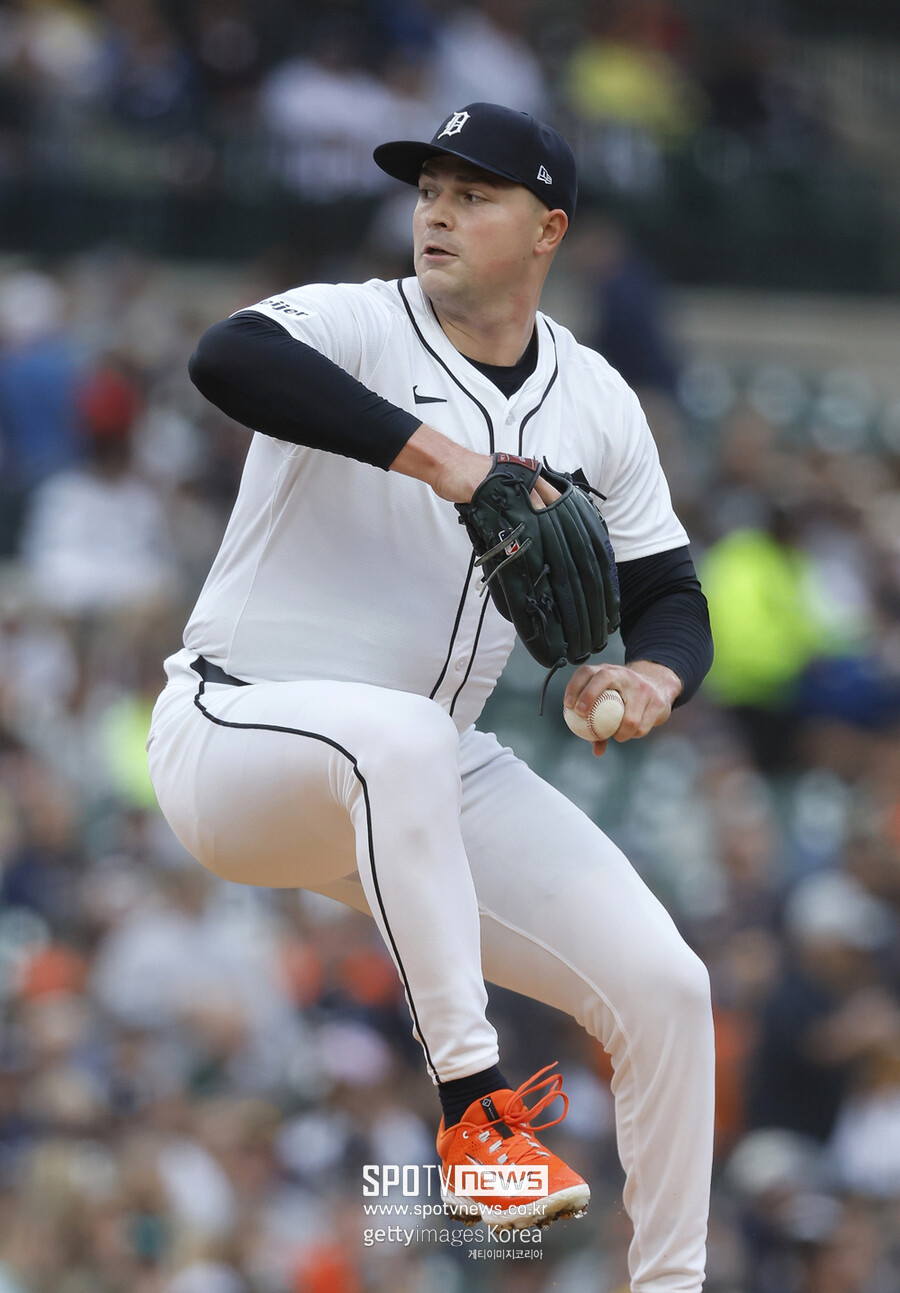 벌써 ML 최초 5600억 계약설 등장…159km 괴물좌완 또 눈부신 호투, 사이영상 경쟁도 앞서 나간다